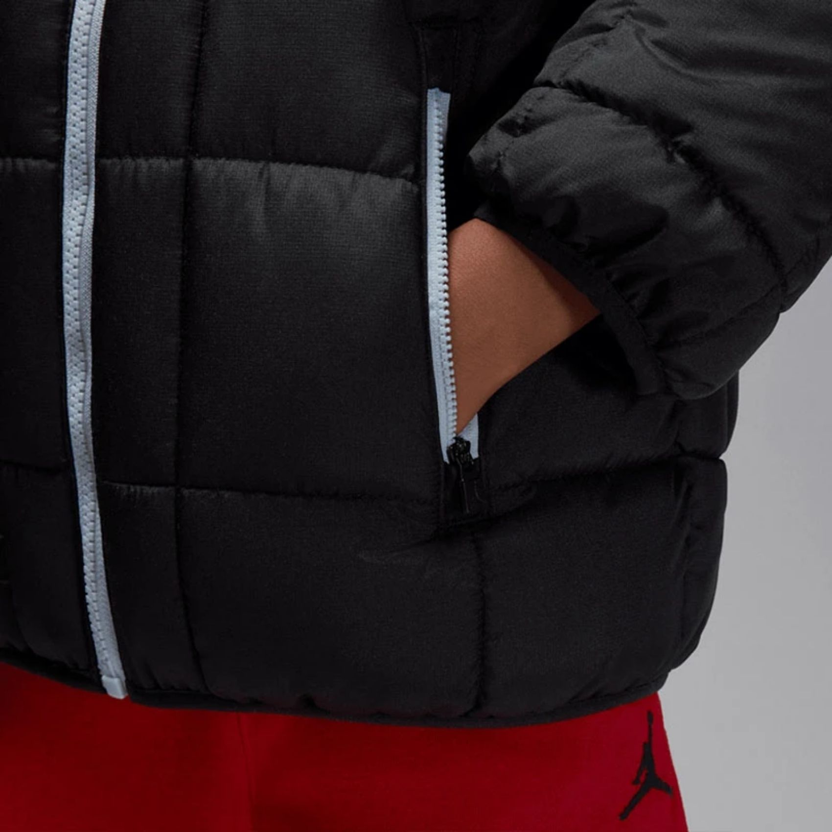 Nike Jordan Essential Midweight Puffer Çocuk Siyah Mont 95F009-023