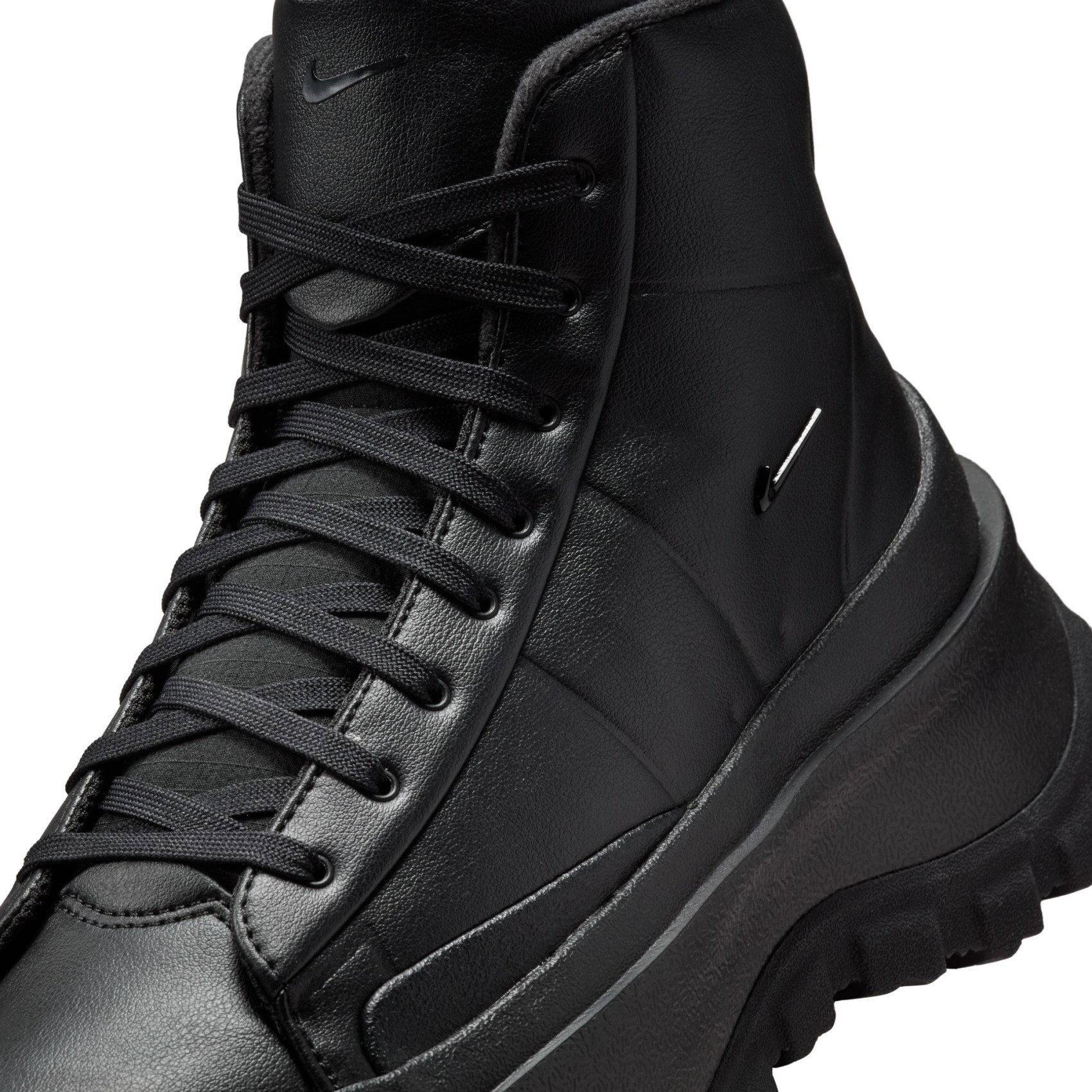 Nike Blazer Roam Mid Kadın Siyah Bot FQ9065-002