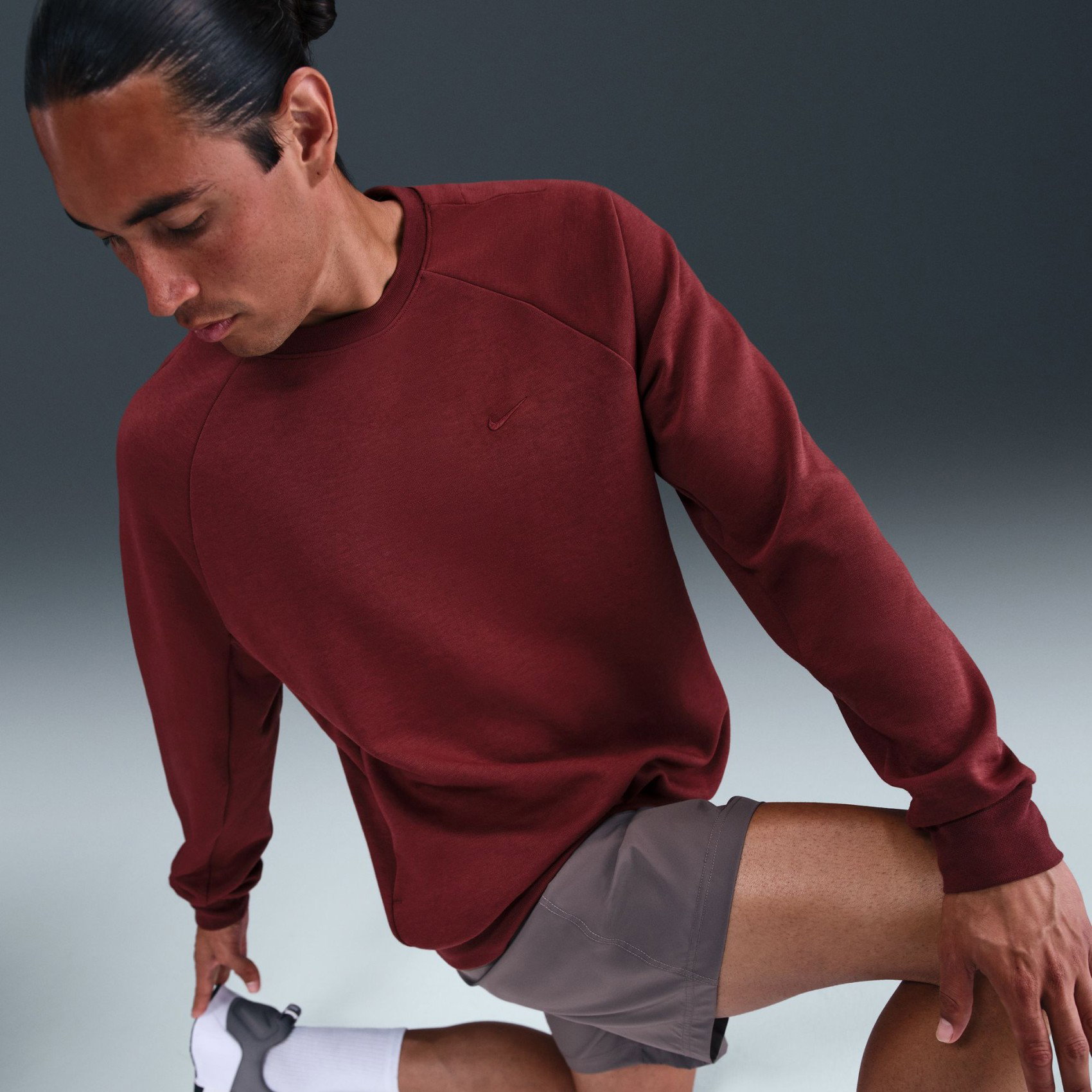 Nike Dri-FIT UV Primary LS Crew Erkek Bordo Sweatshirt FZ0971-619